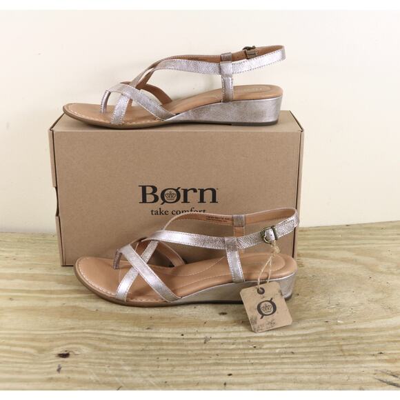 Born | Shoes | New Born Shoes Womens 1 Gold Leather Metallic Sibyl ...